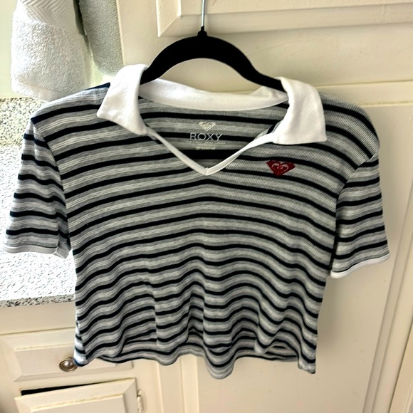 Roxy | Tops | Collared Blue White And Grey Roxy T Shirt | Poshmark